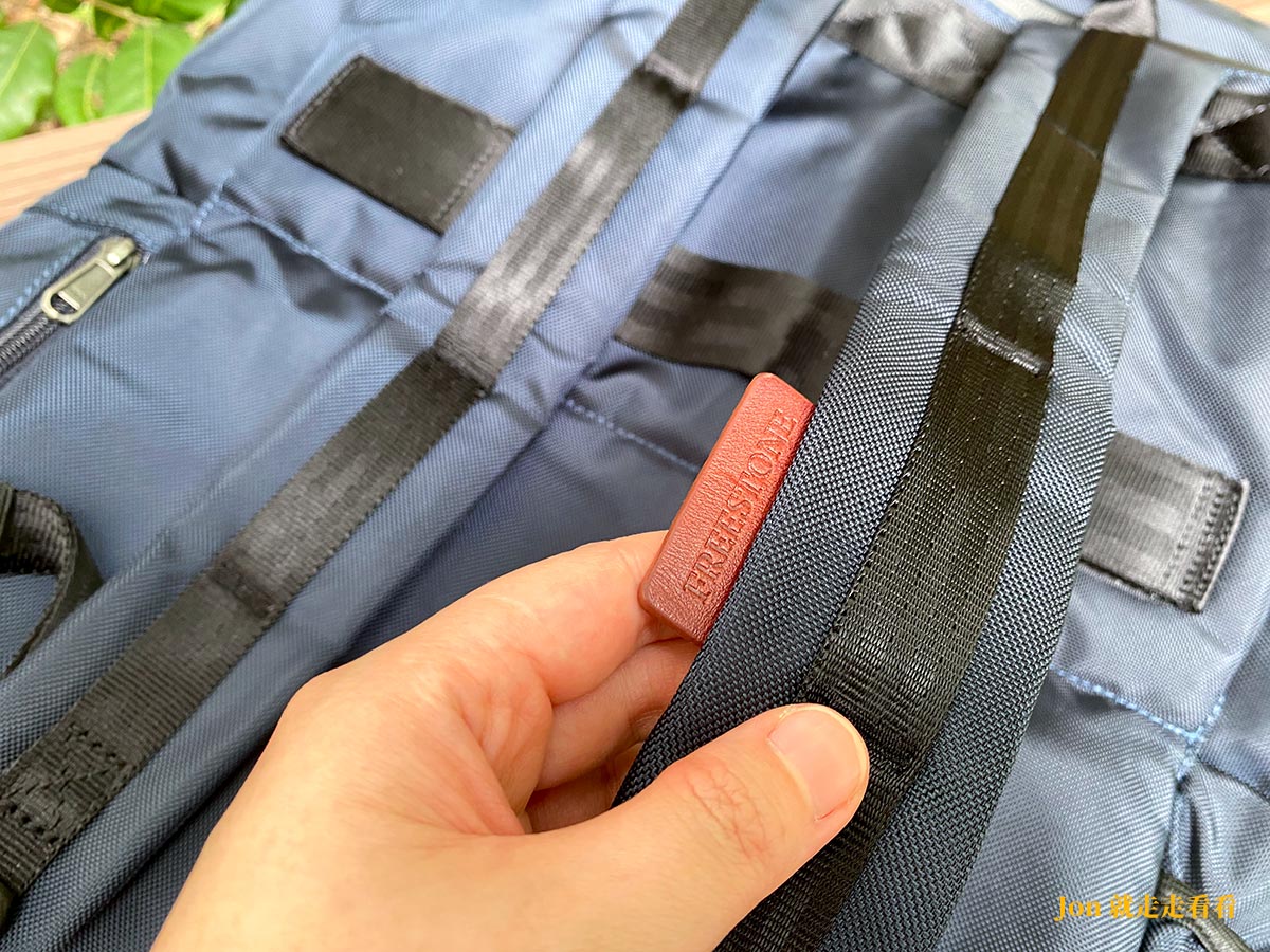 【Freestone briefpack雙面變形包】是電腦包也是旅行後背包 | Jon 就走走看看